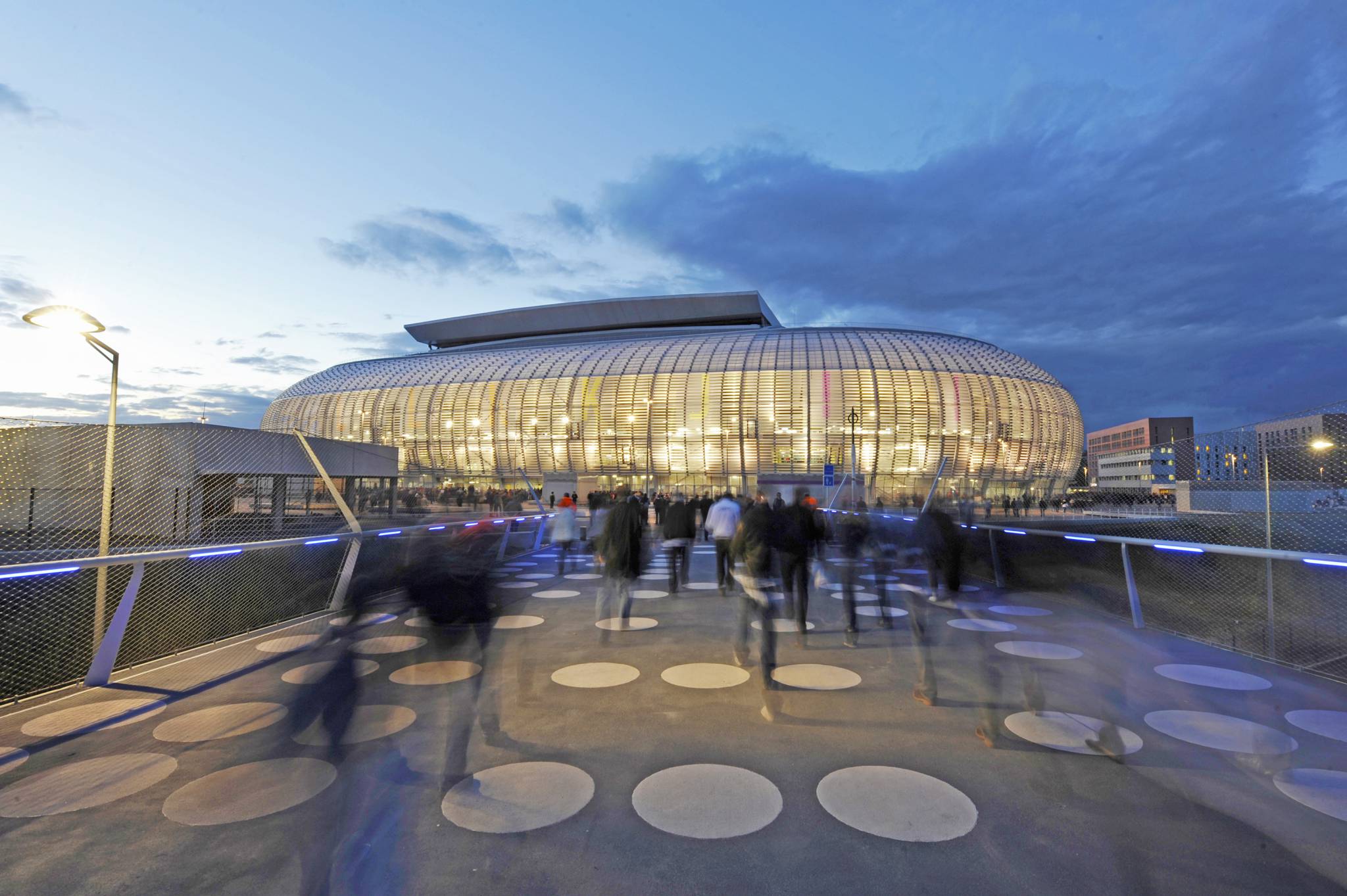 Décathlon Aréna Stade Pierre-Mauroy — Atelier Ferret Architectures